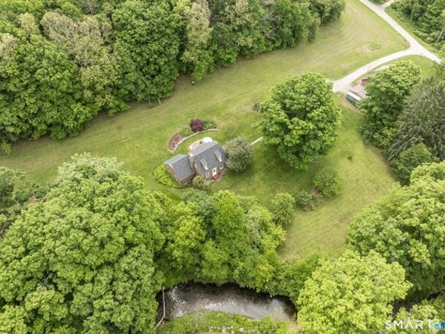 Edsands Farm Ln, New Milford, Home For Sale