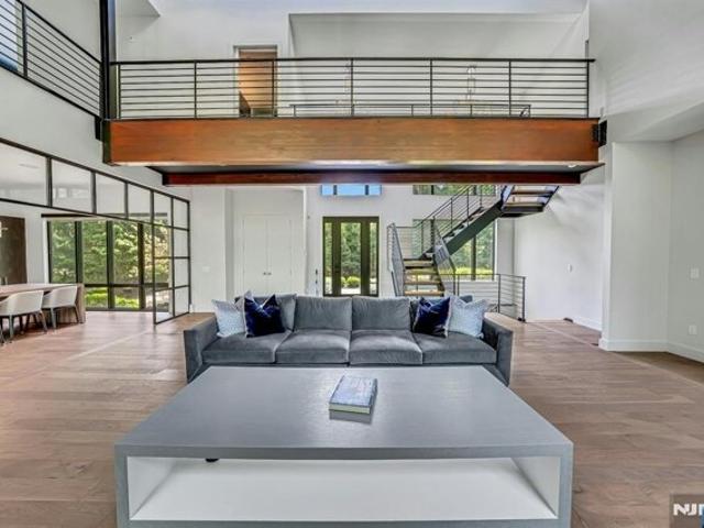 Edson Ter, Franklin Lakes, Home For Sale