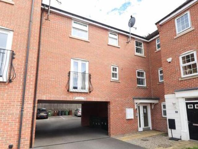 Edward Close, Pudsey, 2 Bedroom Flat