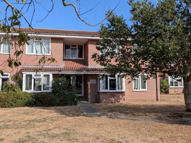 Edward House, Manor Road PO20, 1 bed flat to rent, £825 pcm | PrimeLocation