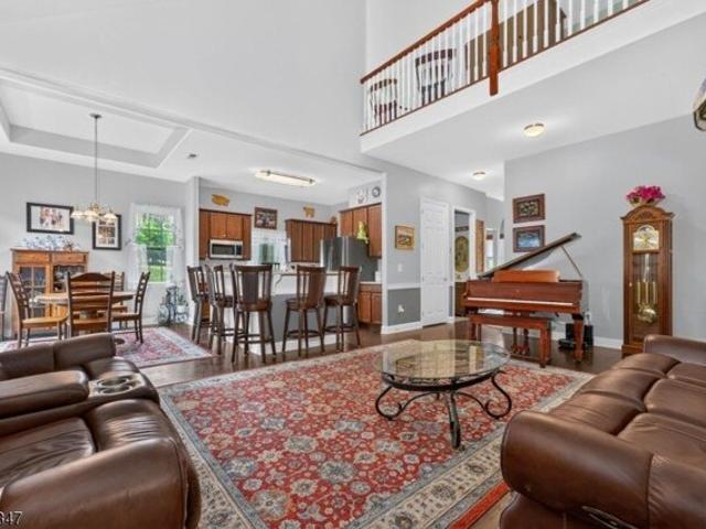 Edward St, Lopatcong, Condo For Sale