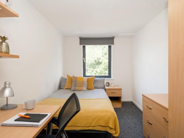 Edward Street, Sheffield S3, Room to rent, £455 pcm | PrimeLocation