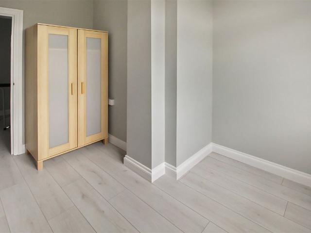 Edward Road, Harrow HA2, 2 bed flat to rent, £1,600 pcm | PrimeLocation