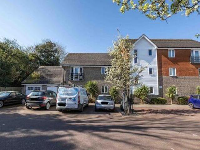Edward Vinson Drive, Faversham, 2 Bedroom Flat