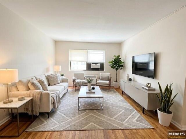 Edwin Ave Apt F, Fort Lee, Property For Sale