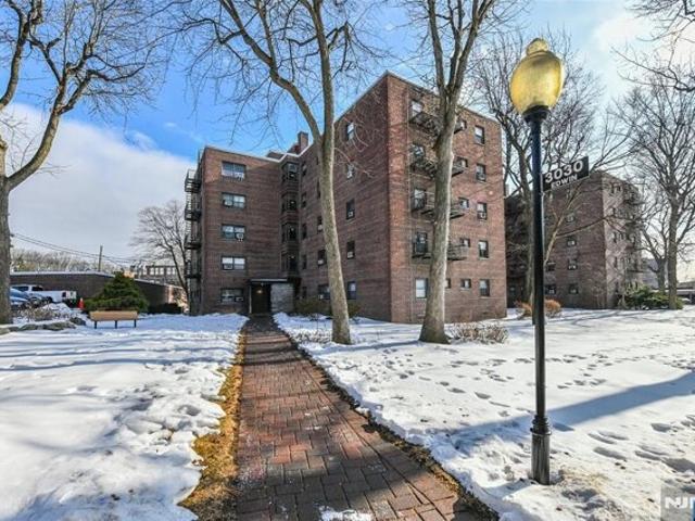 Edwin Ave Unit H, Fort Lee, Property For Sale