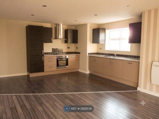 Edwin Lodge, Doncaster DN7, 2 bed flat to rent, £795 pcm | PrimeLocation