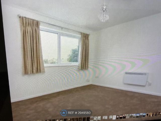 Eeklo Place, Newbury RG14, 1 bed flat to rent, £950 pcm | PrimeLocation