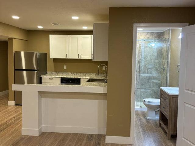 Efficiency apartment