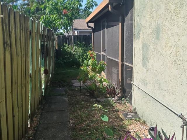 Efficiency Apartment Sudio Room For Rent Private