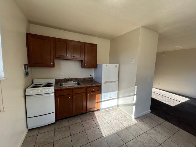 Efficiency Apartments for rent in Western Hills Studio Apartment for Rent at 3639 Janlin Ct, Cincinnati, OH 45211 Westwood