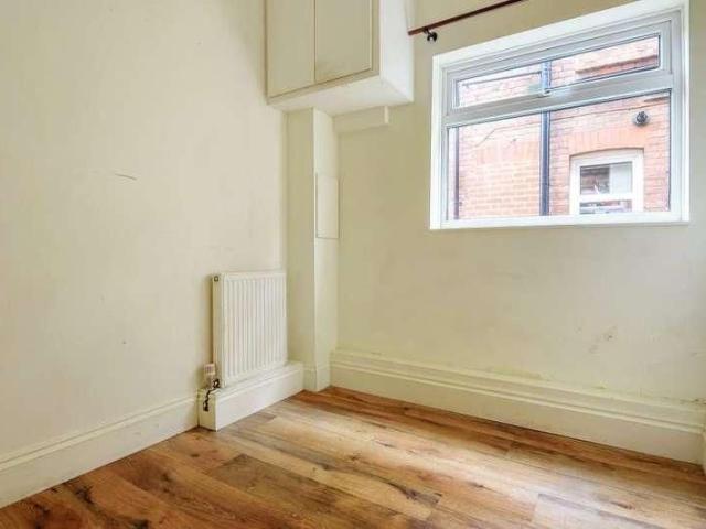 Effingham Road, Long Ditton, KT6