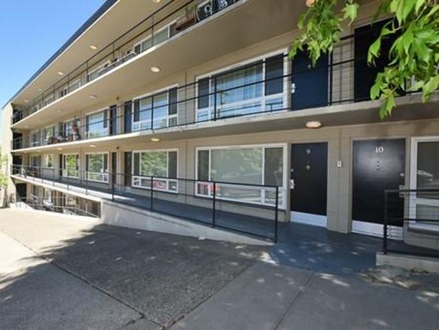 Effortless Living Near the Alaska Junction – The Webster Apartments 1 Bedroom Apartment for Rent at 4228 Sw Dawson St, Seattle, WA 98136 Fairmount Park