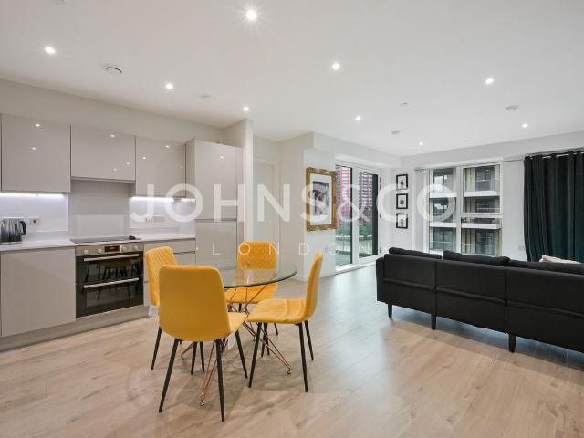 Effra Gardens, Silvertown Way, London E16, 3 bed flat to rent, £3,003 pcm | PrimeLocation