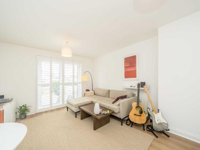 Effra Parade, Brixton, SW2, London