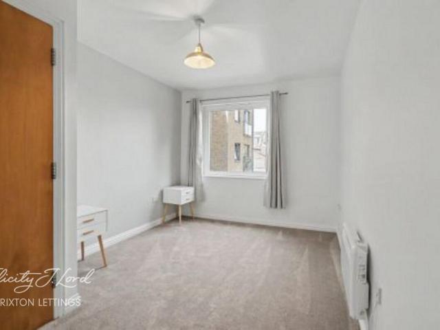 Effra Parade, London 1 bed apartment to rent £1,850 pcm £427 pw