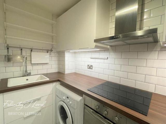 Effra Parade, London 1 bed apartment to rent £1,950 pcm £450 pw