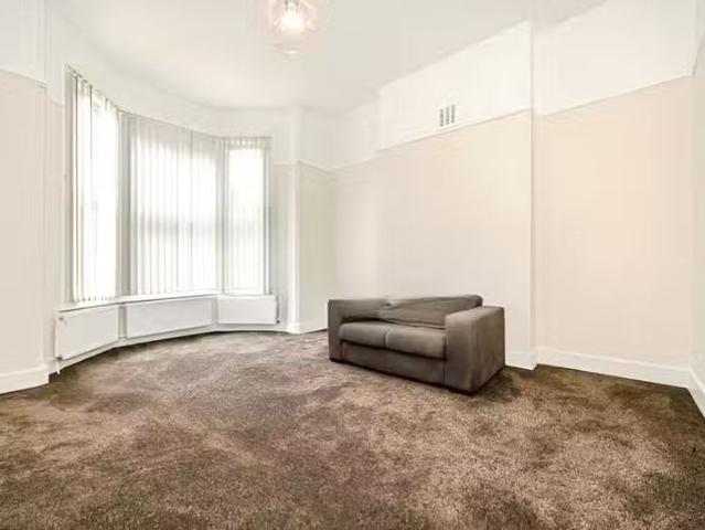Effra Road, London, SW2 1DE