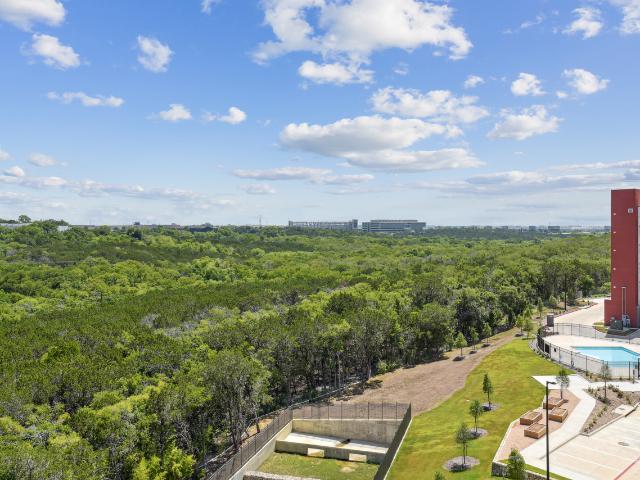 EKOS City Heights 1 Bedroom Apartment for Rent at 4400 Nuckols Crossing Rd, Austin, TX 78744 Franklin Park