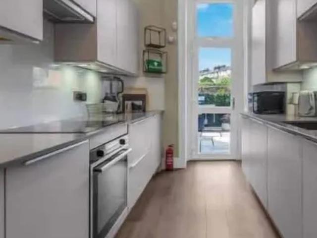 EH7, United Kingdom | 2 bed apartment for rent #166725823 | Rentberry