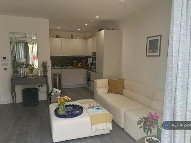 Eider Apartments, London, 1 Bedroom Flat