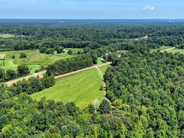 Eighteen Loop, Toone, TN 38381