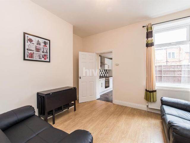 Eighth Avenue, Heaton, Newcastle Upon Tyne NE6, 2 bed flat to rent, £1,220 pcm | PrimeLocation