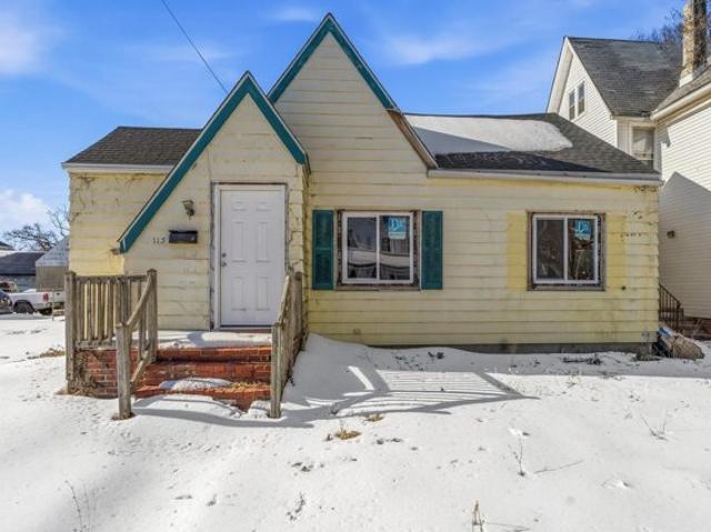 Eighth St, Salem, Home For Sale