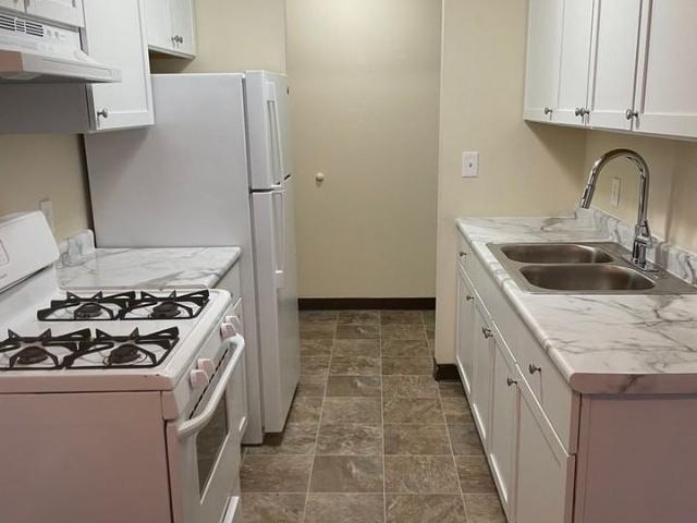 Eighth Street Apartments 1 Bedroom Apartment for Rent at 811 8th St, Farmington, MN 55024