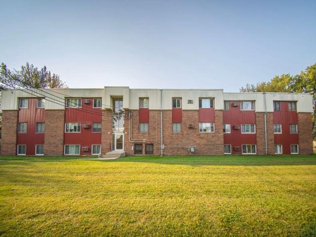 Eighth Street Apartments 1 Bedroom Apartment for Rent at 811 8th St, Farmington, MN 55024