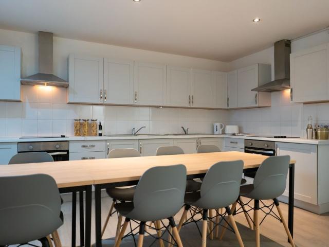 Eileen Grove, Manchester M14, Room to rent, £1,113 pcm | PrimeLocation