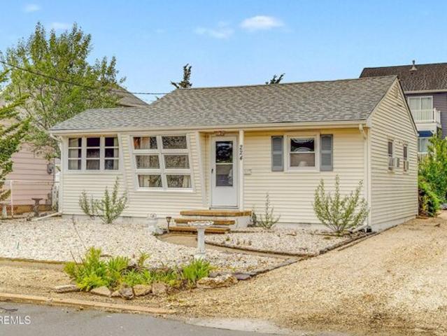 Eisenhower Ave, Ortley Beach, Home For Sale