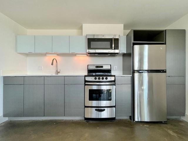 Eitol Towers 2 Bedroom Apartment for Rent at 1642 University Ave, San Diego, CA 92103 Hillcrest