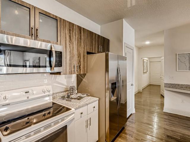 EOS 1 Bedroom Apartment for Rent at 12221 E Colonial Dr, Orlando, FL 32826