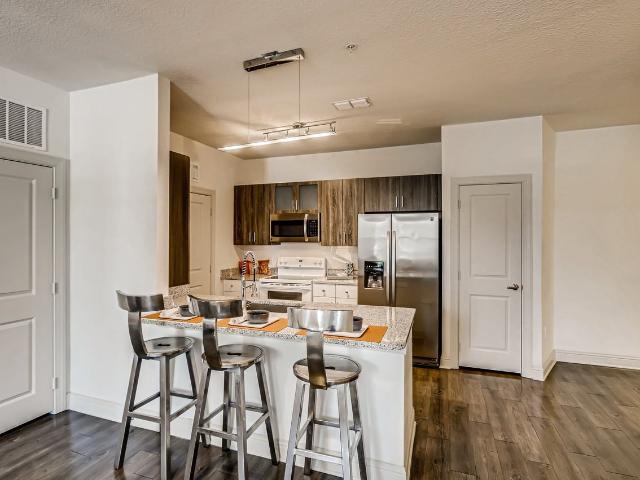 EOS 2 Bedroom Apartment for Rent at 12221 E Colonial Dr, Orlando, FL 32826