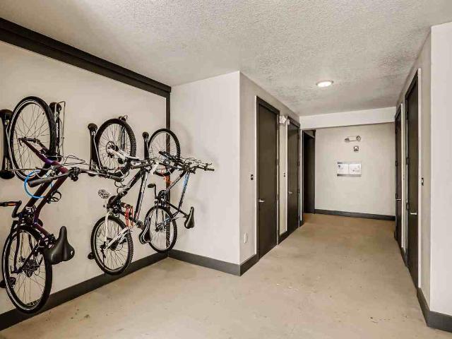 EOS 2 Bedroom Apartment for Rent at 12221 E Colonial Dr, Orlando, FL 32826