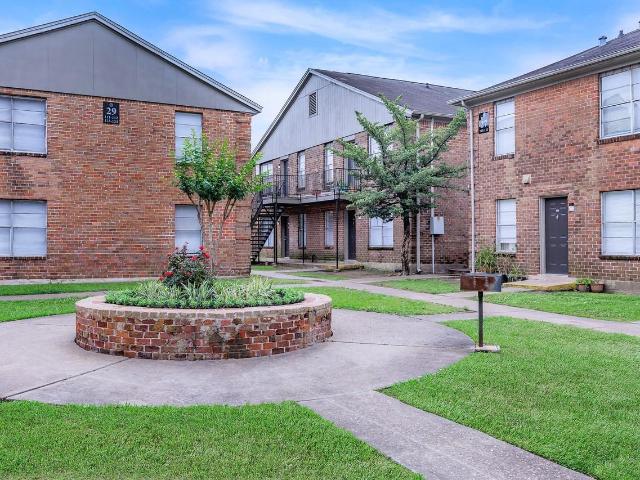 El Milagro 2 Bedroom Apartment for Rent at 2724 Broadway St, Houston, TX 77017 Park Place