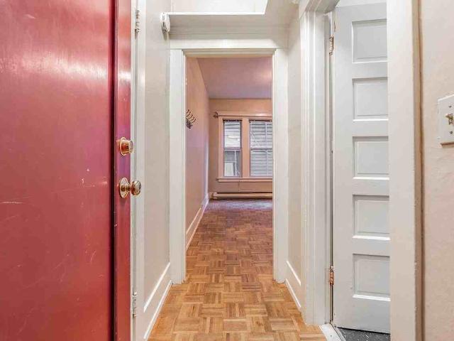 El Mondo Apartments Studio Apartment for Rent at 504 E Republican St, Seattle, WA 98102 Broadway