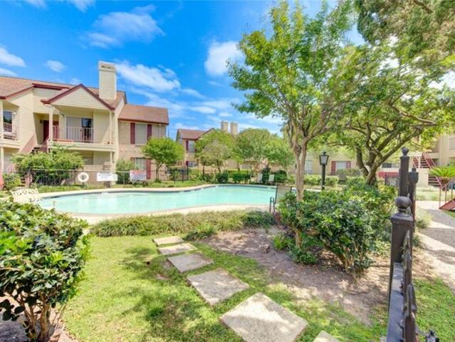 El Paseo St Apt,houston, Condo For Sale