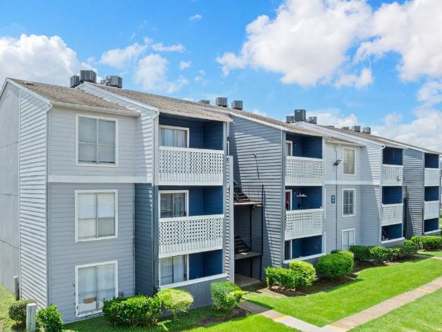 El Sol Del Rio 1 Bedroom Apartment for Rent at 14405 Rio Bonito Rd, Houston, TX 77083