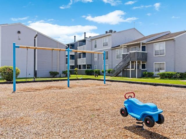 El Sol Del Rio 1 Bedroom Apartment for Rent at 14405 Rio Bonito Rd, Houston, TX 77083
