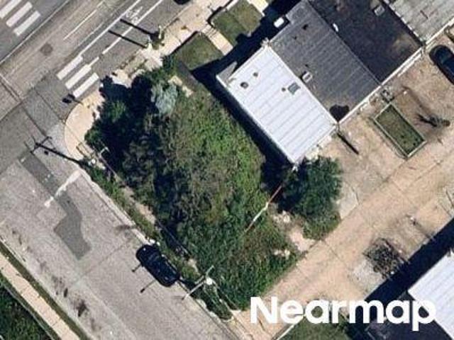 Elmwood Ave