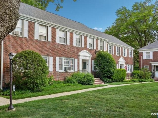 Elmwood Ave Unit A, Maplewood, Condo For Sale