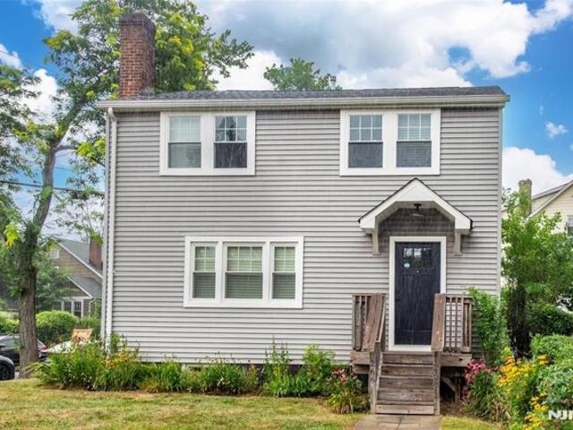 Elmwood Ave, Maplewood, Home For Sale