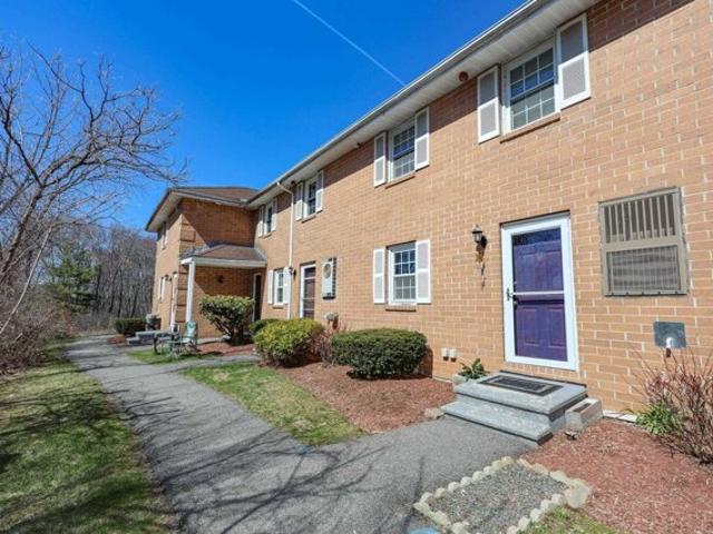 Elmwood Dr, Hudson, Home For Sale