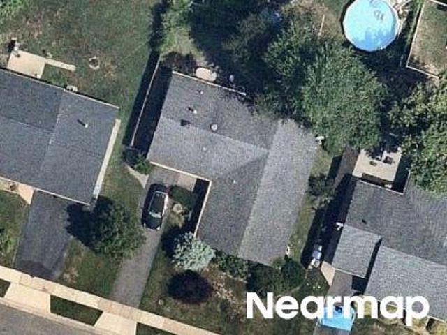 Elmwood Ln
