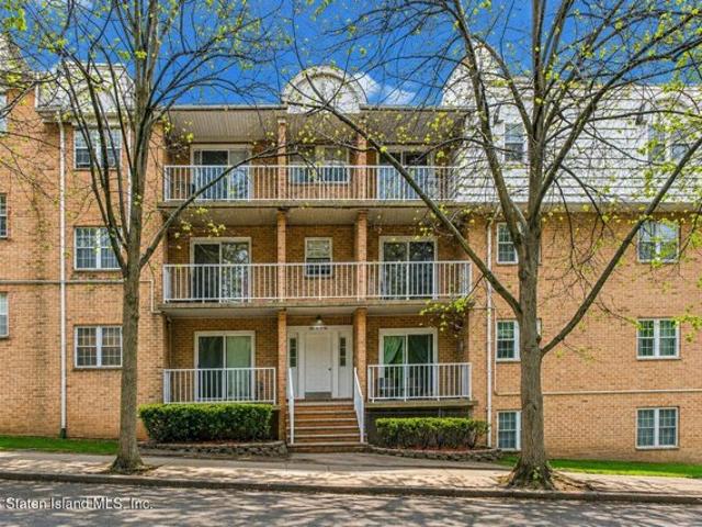 Elmwood Park Dr Unit A, Staten Island, Condo For Sale