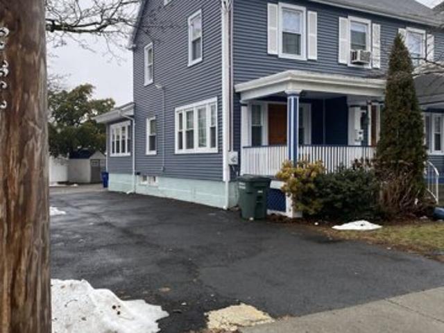 Elmwood Pl, Bridgeport, Home For Sale