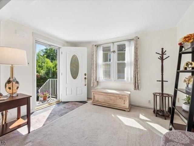 Elmwood Rd, Florham Park, Home For Sale