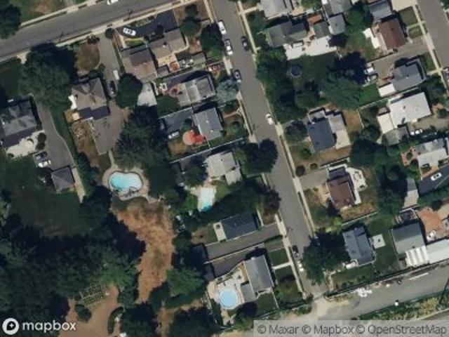Elmwood St